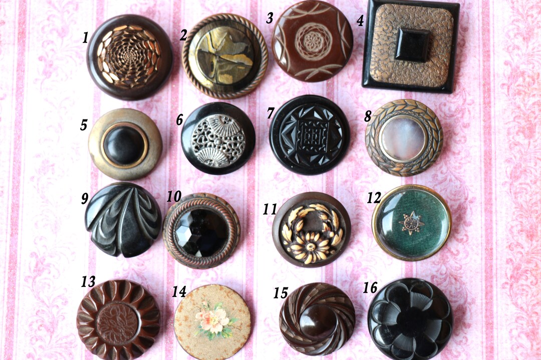 1 Vintage Extra Large Button - Etsy