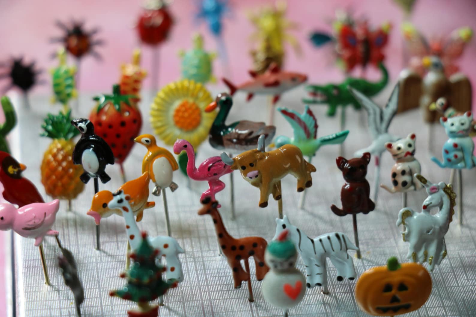 1 Vintage Tiny Metal Stick Pin - Etsy