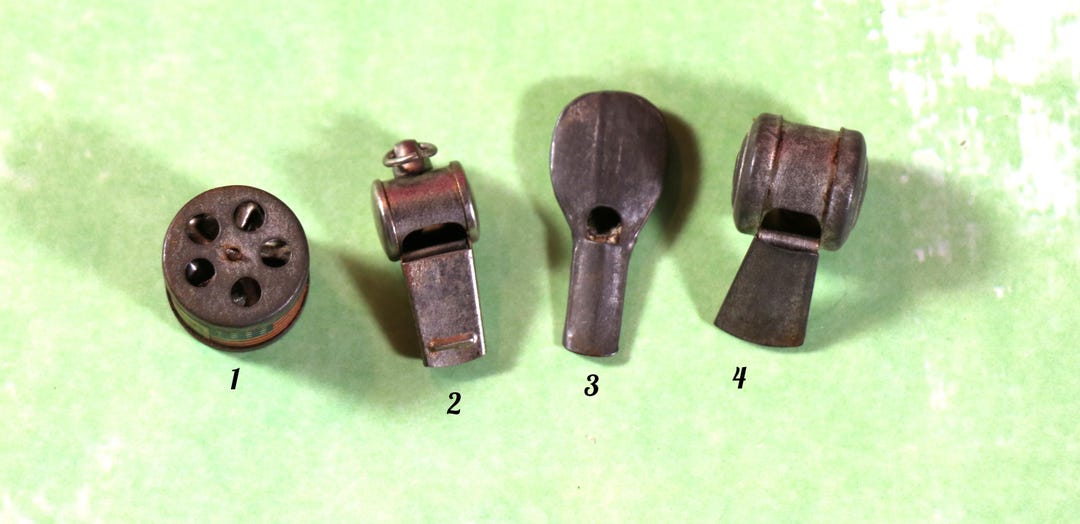 1 Vintage Tiny Metal Whistle - Etsy