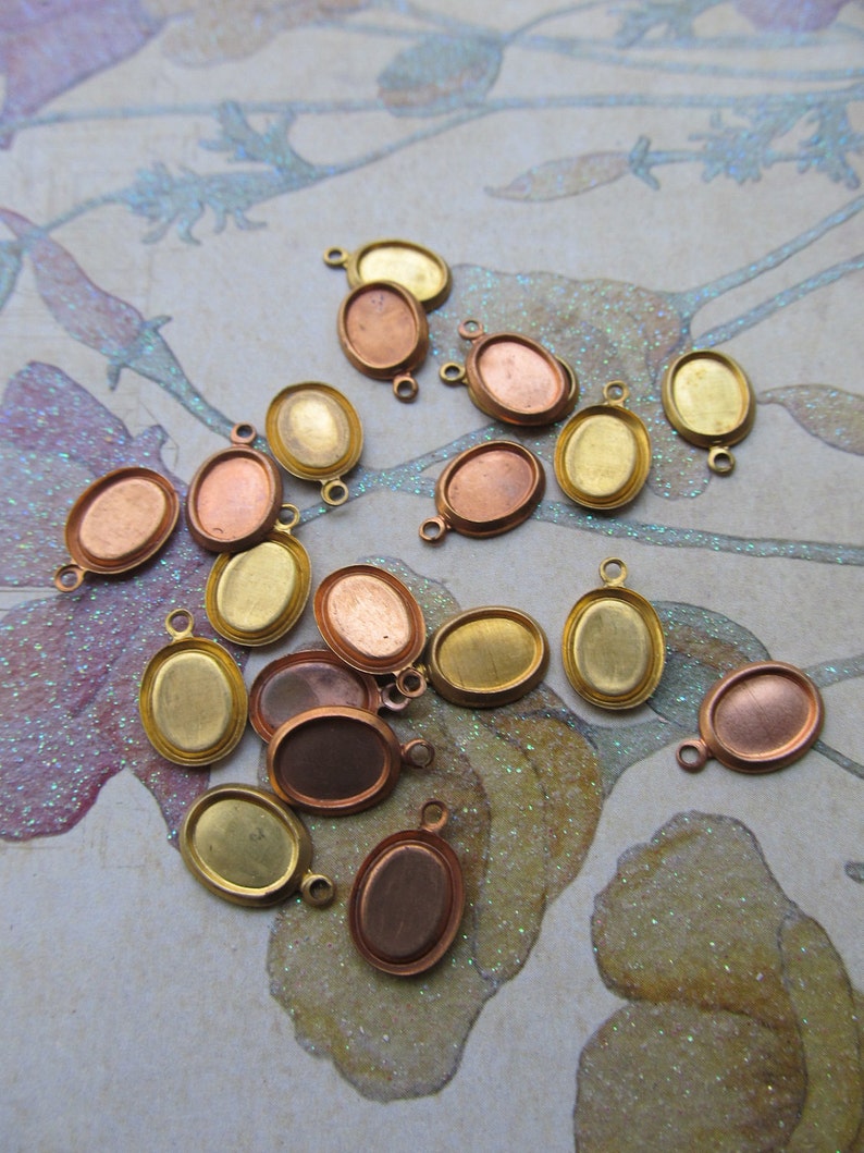 2 Vintage Tiny Copper and Brass Bezels | Etsy