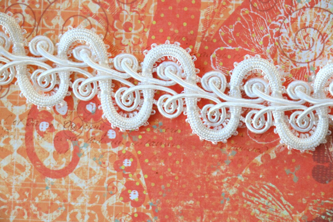 1 Yard Vintage Fancy Lace Trim - Etsy