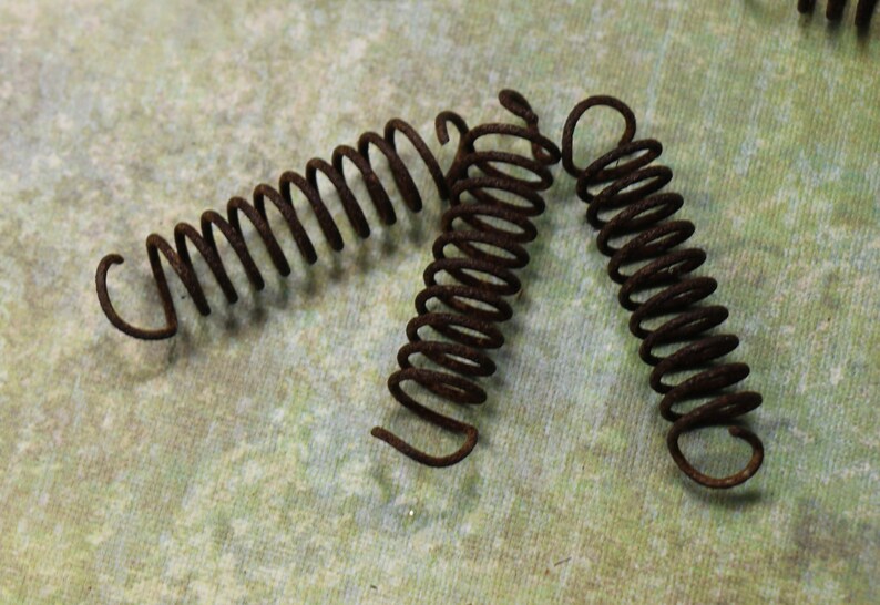 3 Vintage Large Rusty Springs | Etsy