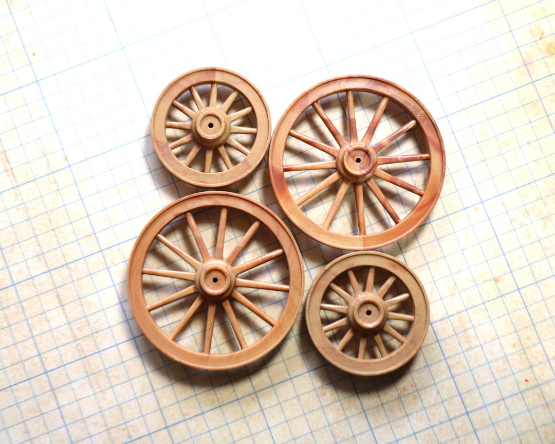 1 Vintage Plastic Wagon Wheel - Etsy