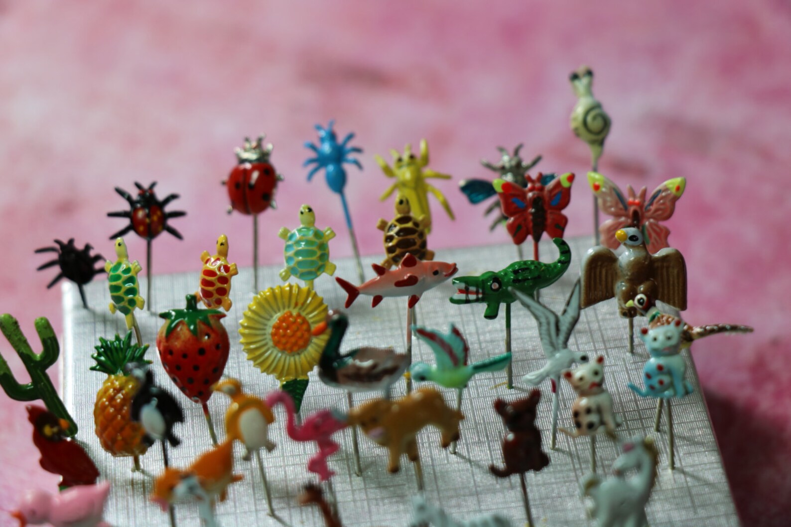 1 Vintage Tiny Metal Stick Pin - Etsy