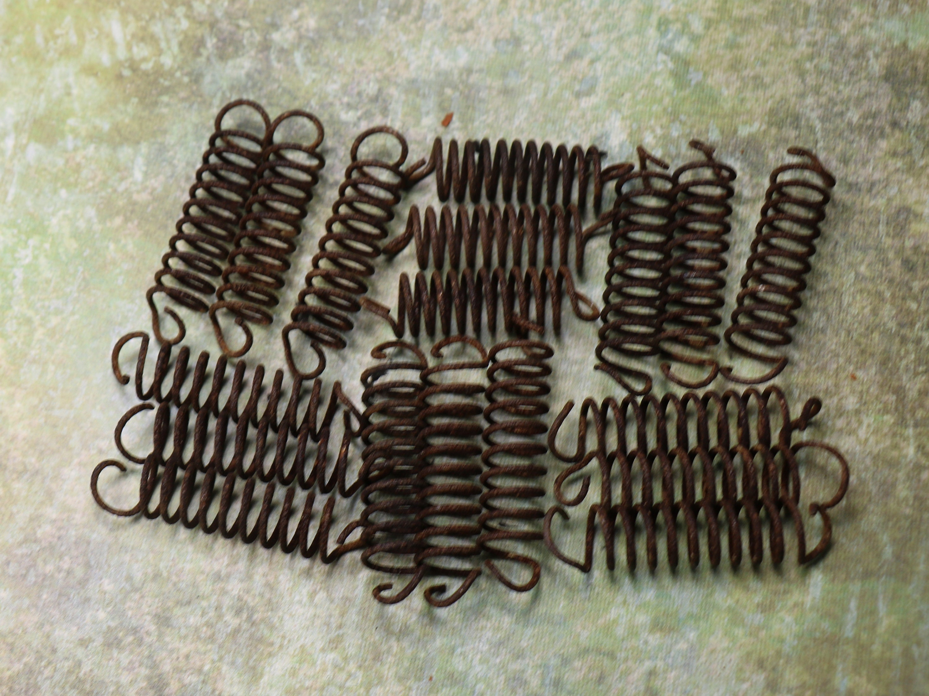 3 Vintage Large Rusty Springs | Etsy