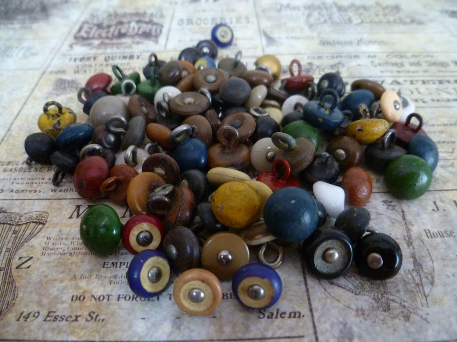 10 Vintage Shoe Button Assortment - Etsy