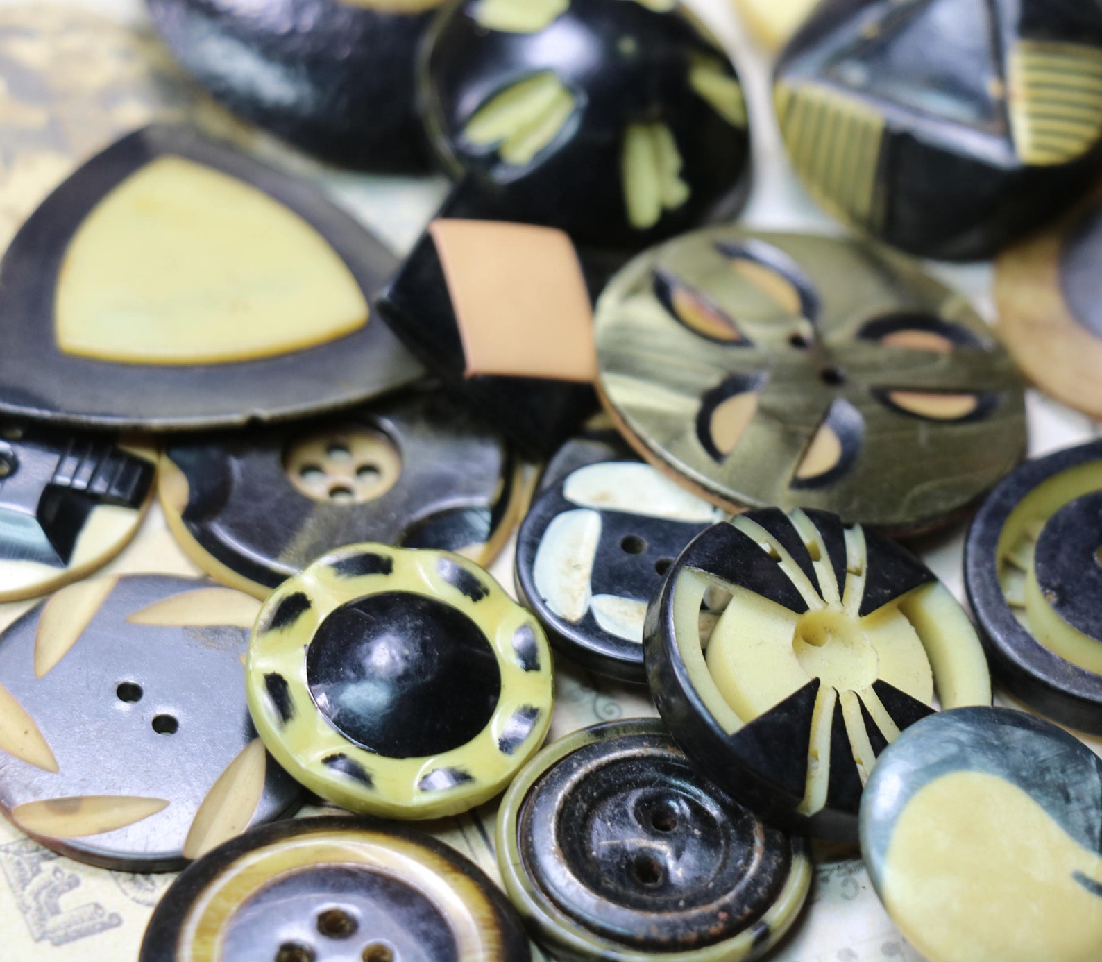 2 Vintage Deco Black and Ivory Plastic and Metal Buttons - Etsy