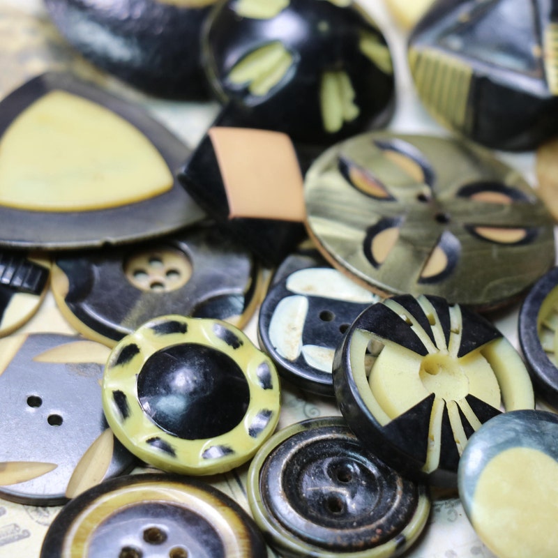 Art Deco Button - Etsy