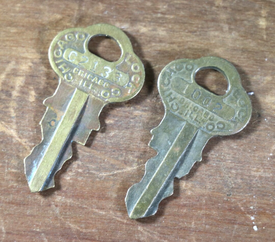 1 Vintage Brass Chicago Lock Co. Key - Etsy