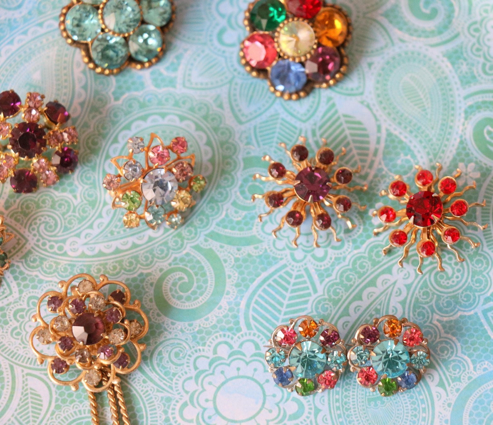 1 Vintage Rhinestone Scatter Pin or Pin Set | Etsy