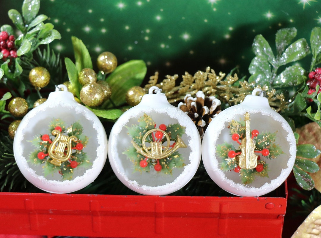 1 Vintage Plastic Diorama Instrument Tree Ornament - Etsy