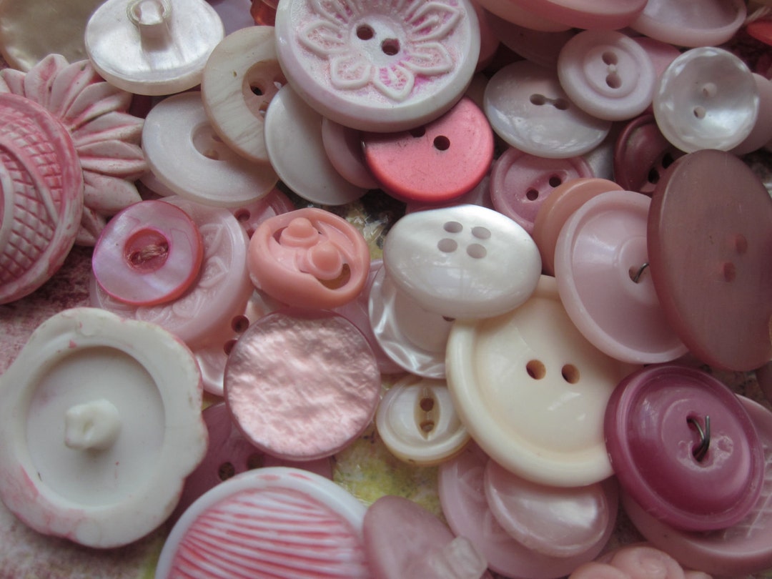 10 Vintage Shades of Pink Buttons - Etsy