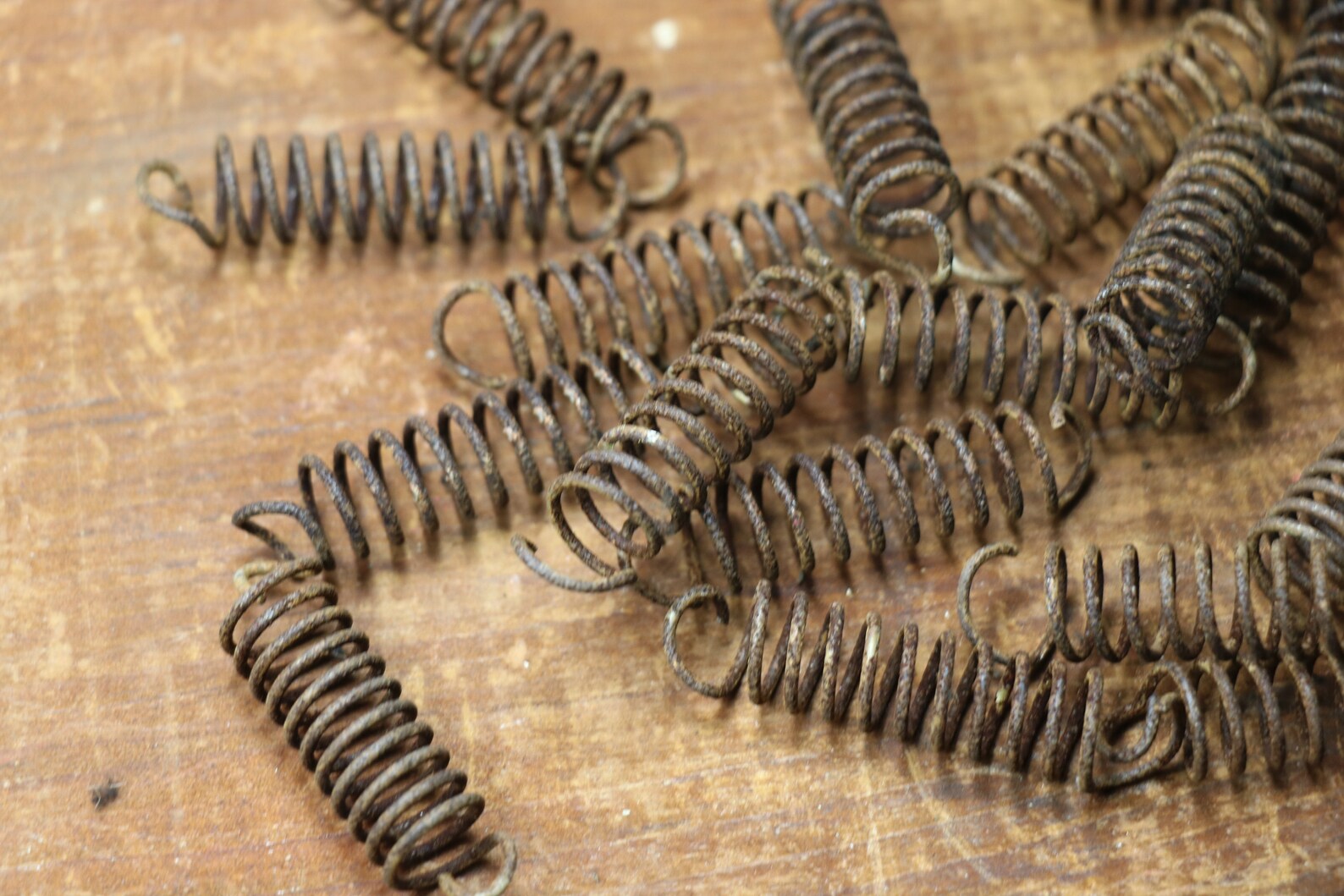 3 Vintage Large Rusty Springs | Etsy