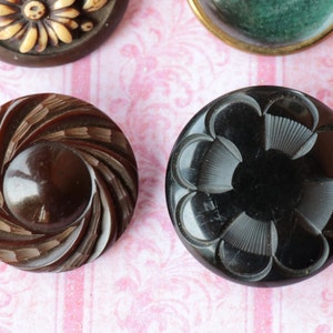 1 Vintage Extra Large Button - Etsy