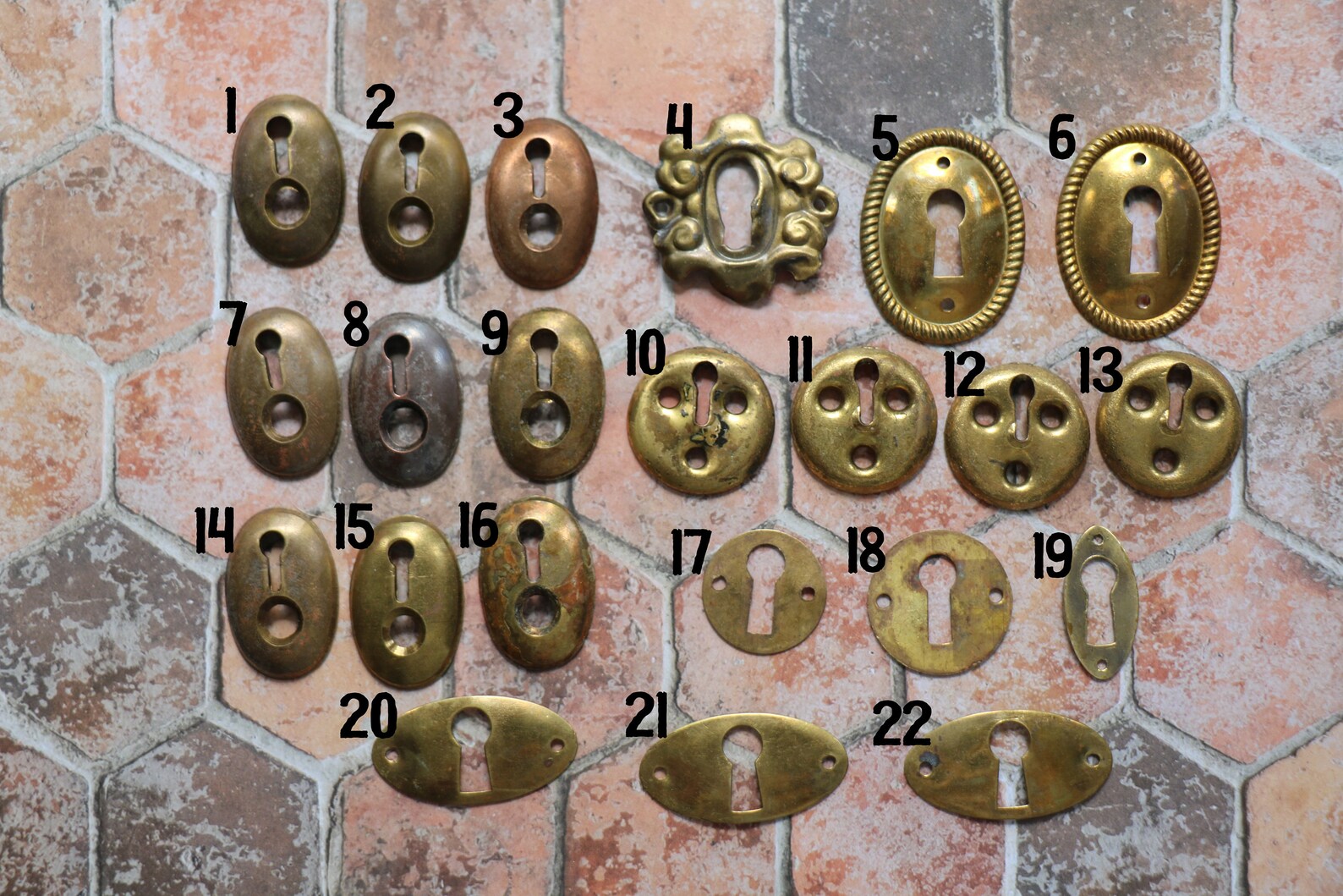 1 Vintage Key Hole Escutcheon - Etsy