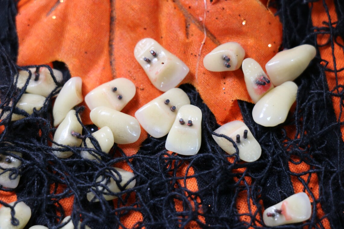 6 Unused Vintage Creepy False Teeth - Etsy
