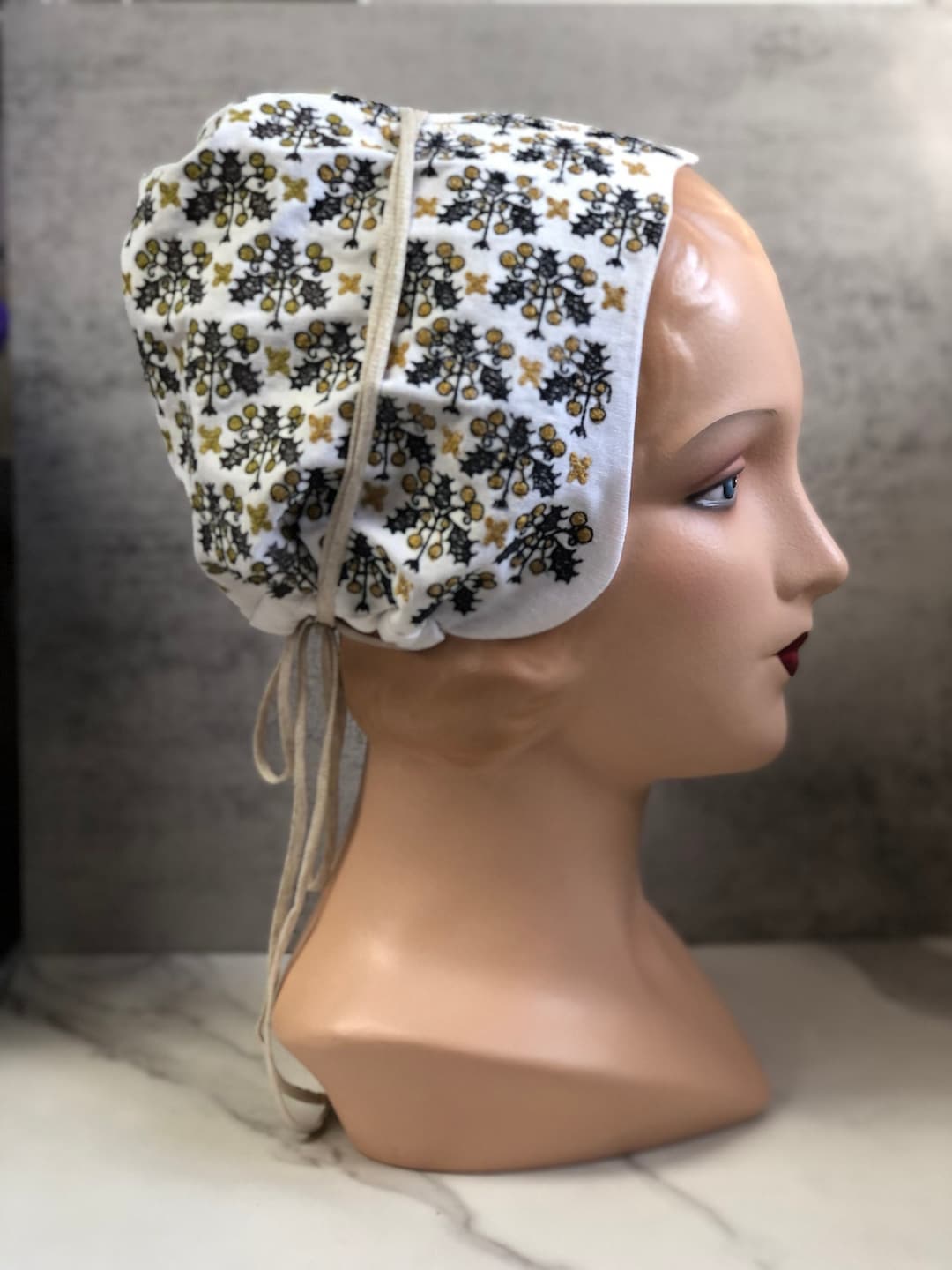 Holly Coif, Embroidered 16th Century Coif Cap Kercher in Stock, Ready ...