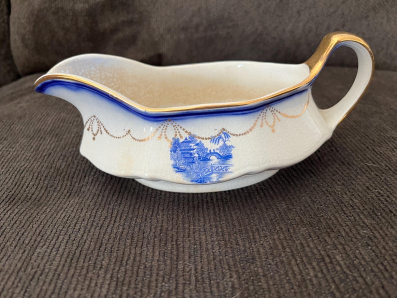 Limoge USA Flow Blue Willow Gravy Boat - Etsy