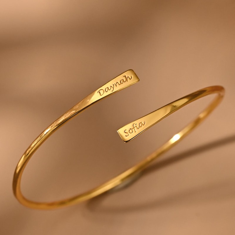 Engraved Thin Gold Bangle - Etsy