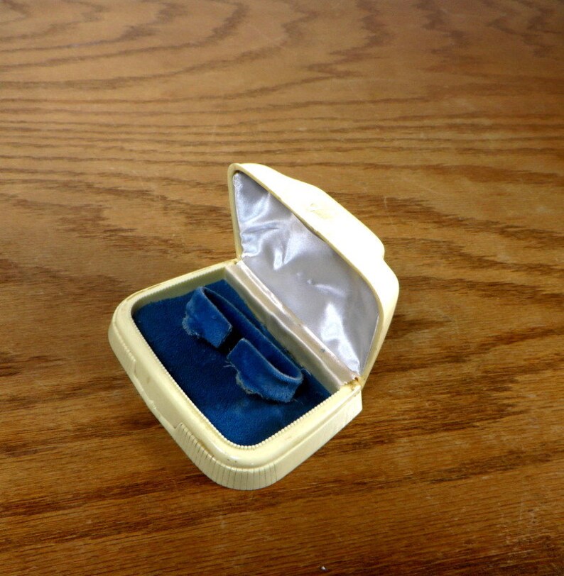 Vintage Celluloid Watch Case 1950's Watch Holder | Etsy