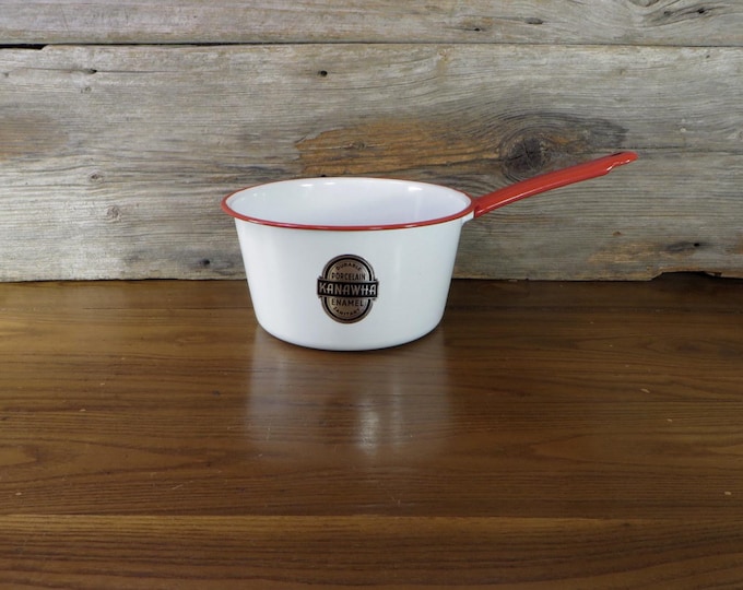 Vintage Red and White Enamelware Saucepan Kanawha Porcelain Enamel Pan ...