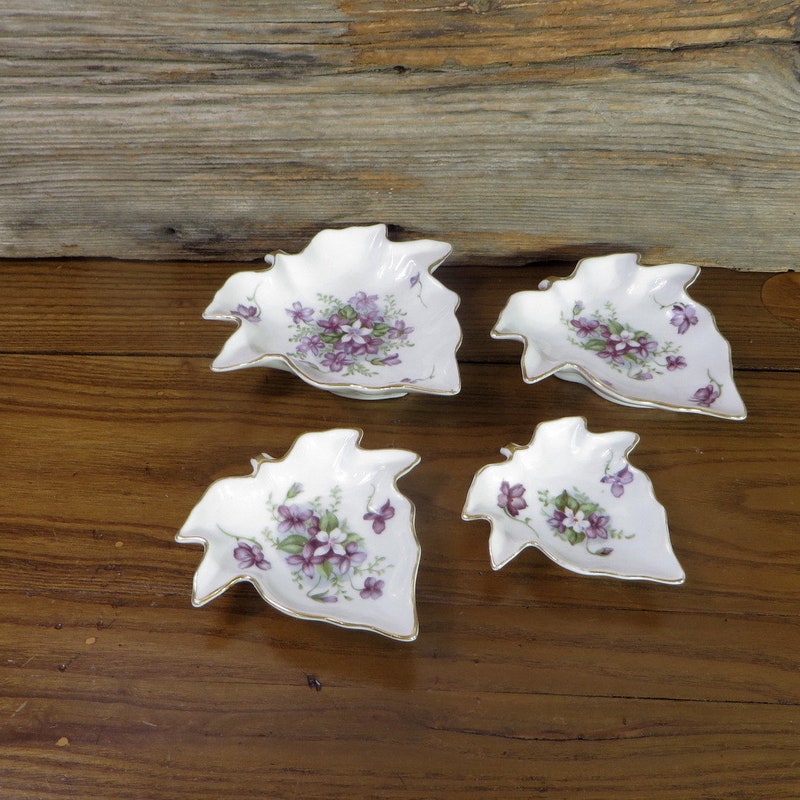 Vintage Violet Dish - Etsy