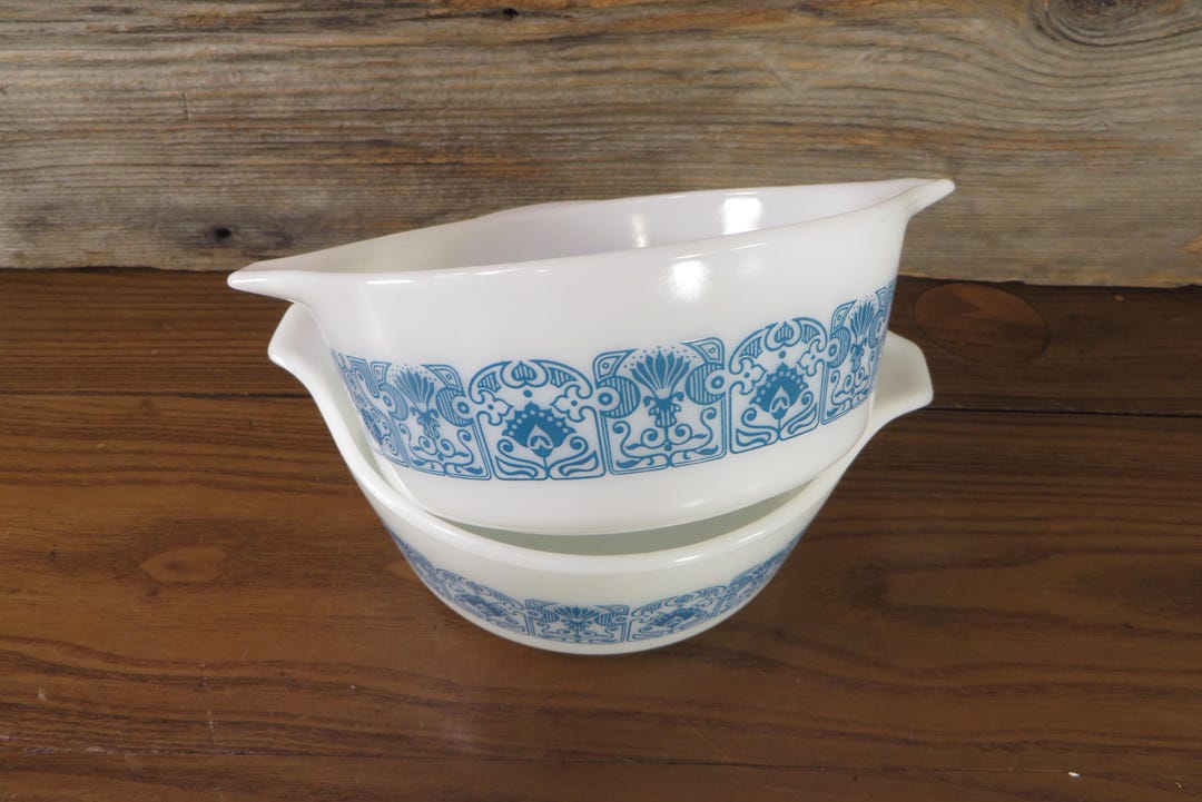 Pyrex Blue Horizon Casserole Bowls Blue and White Ovenware 1960's ...