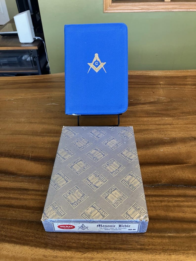 Holy Bible Masonic Lodge Edition Holman Co. Phil. PA USA 1957 8x5.5" W ...