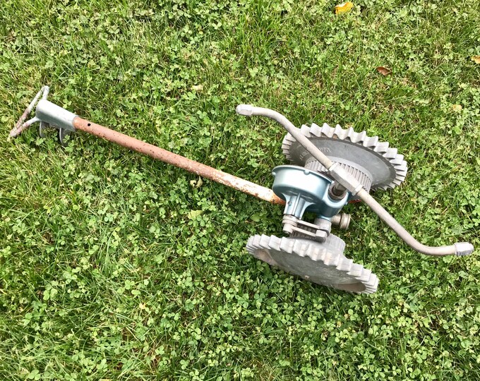 Vintage Lawn Sprinkler, Traveling Walking, Sherman Rainger 2000, Retro ...