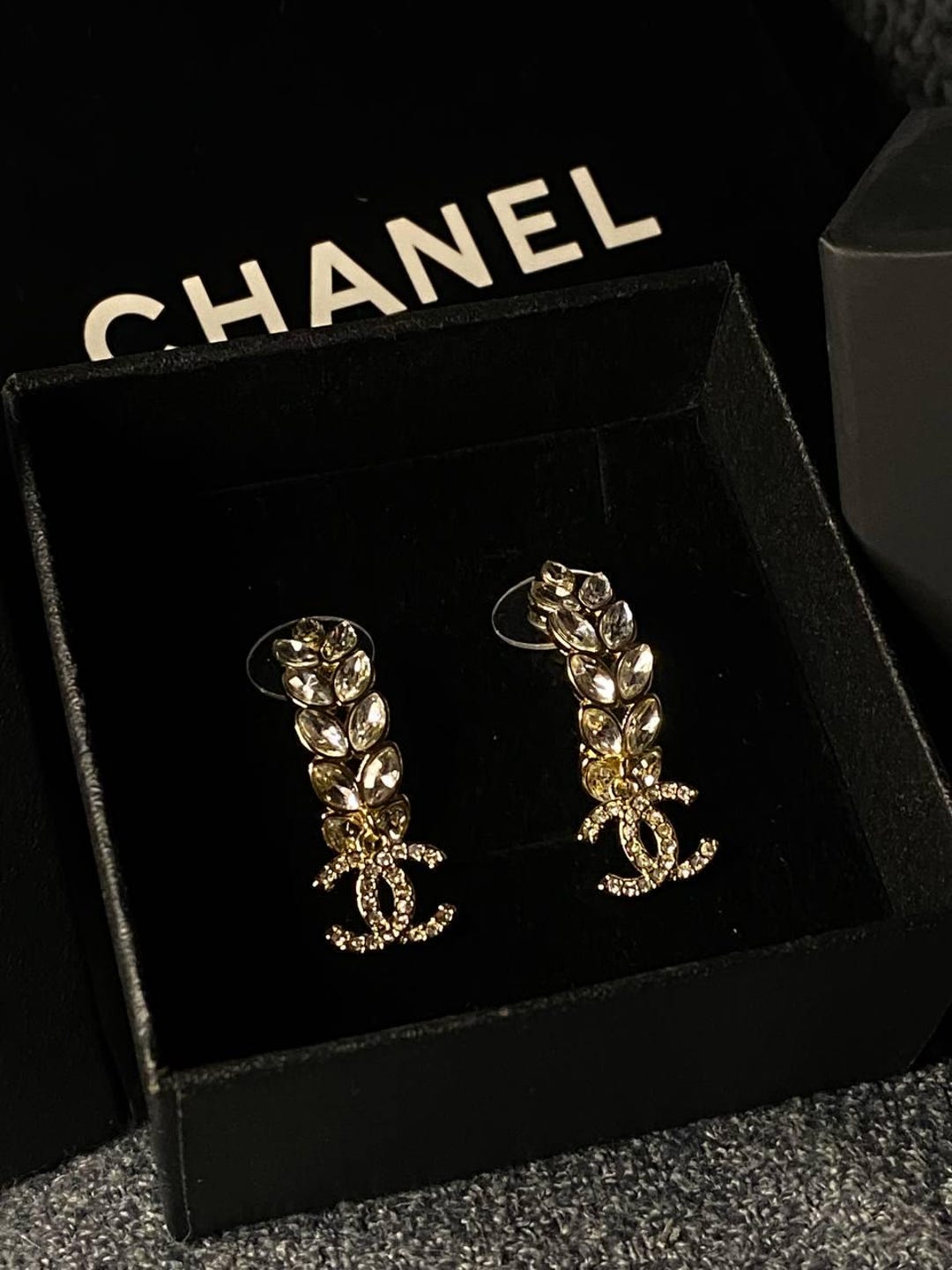Vintage Chanel Gold Wheat Leaf Crystal Drop Earrings 6cm - Etsy