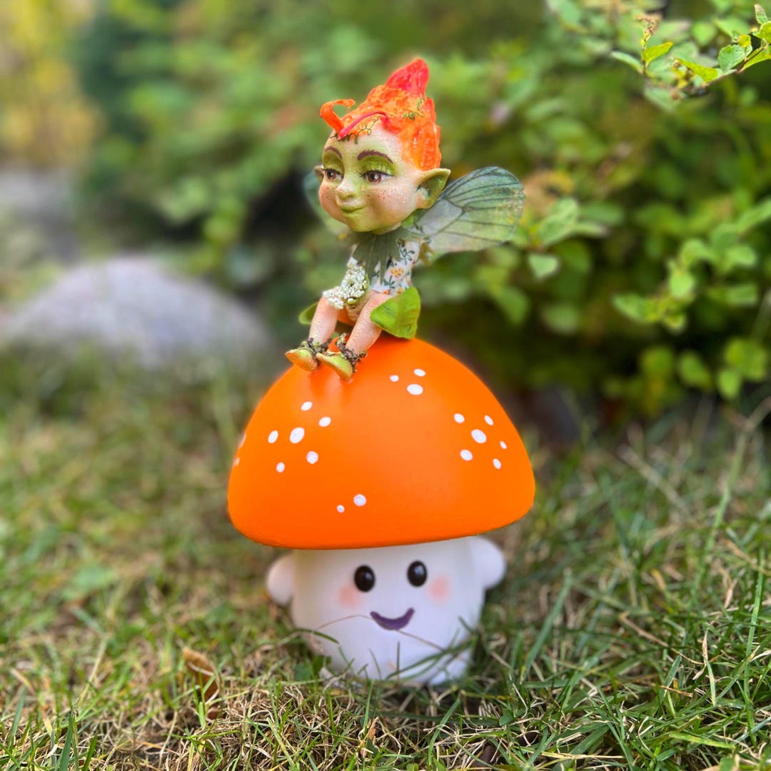 Hand-painted 3D Printed Fairy on a Mushiko Mushroom, Sparkletuft Pippin ...