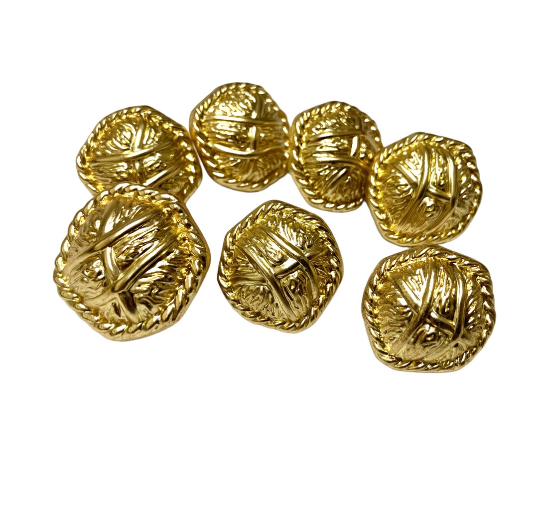 Fancy Gold Buttons 7 Pc 2 Sizes Jesse James Dress It up Sewing Craft ...