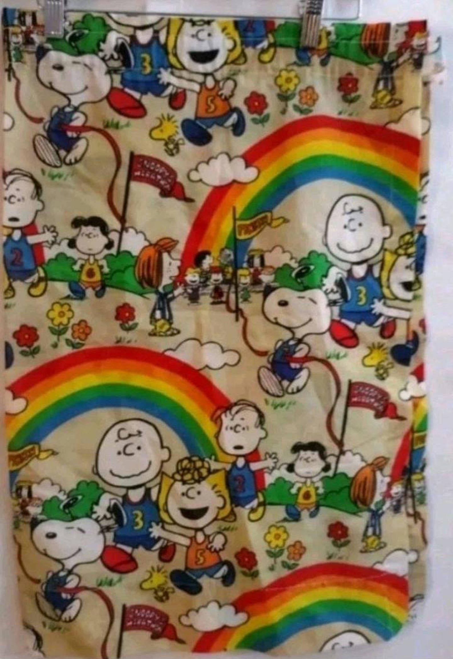 Vintage Charlie Brown Snoopy Rainbow Race Day Curtain Valance Peanuts ...