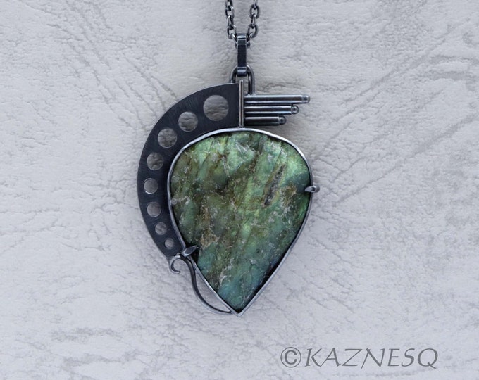 SALE: Rough Cut Labradorite Art Deco Style Oxidized Silver Pendant ...