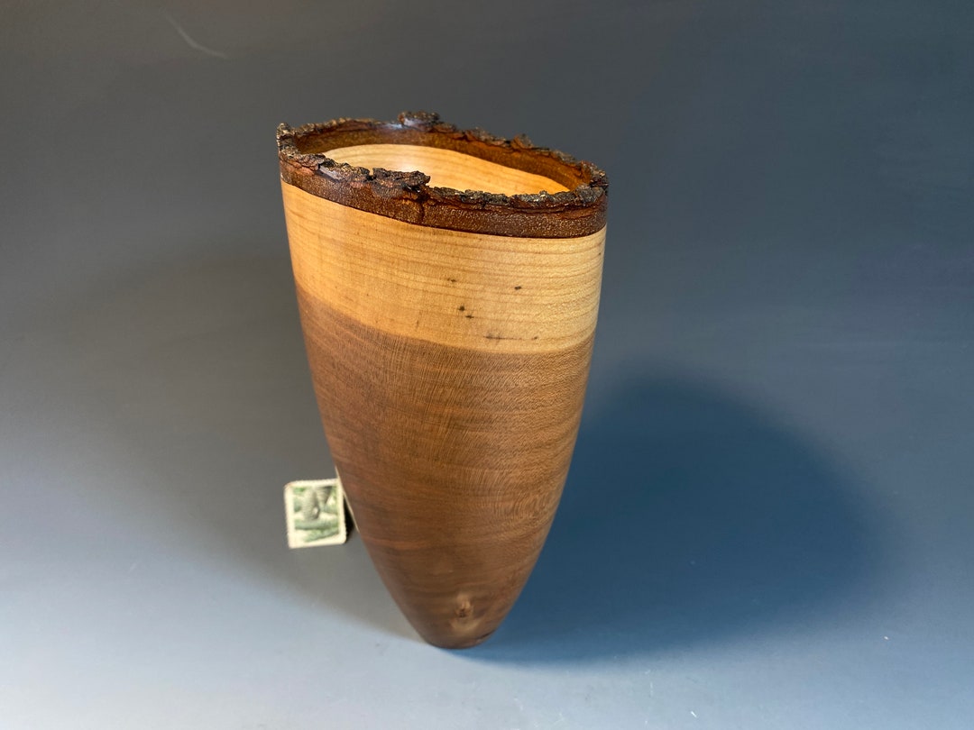 Black Cherry G+ Bowl #15315 Made by Smithsonian Artist, David Walsh ...