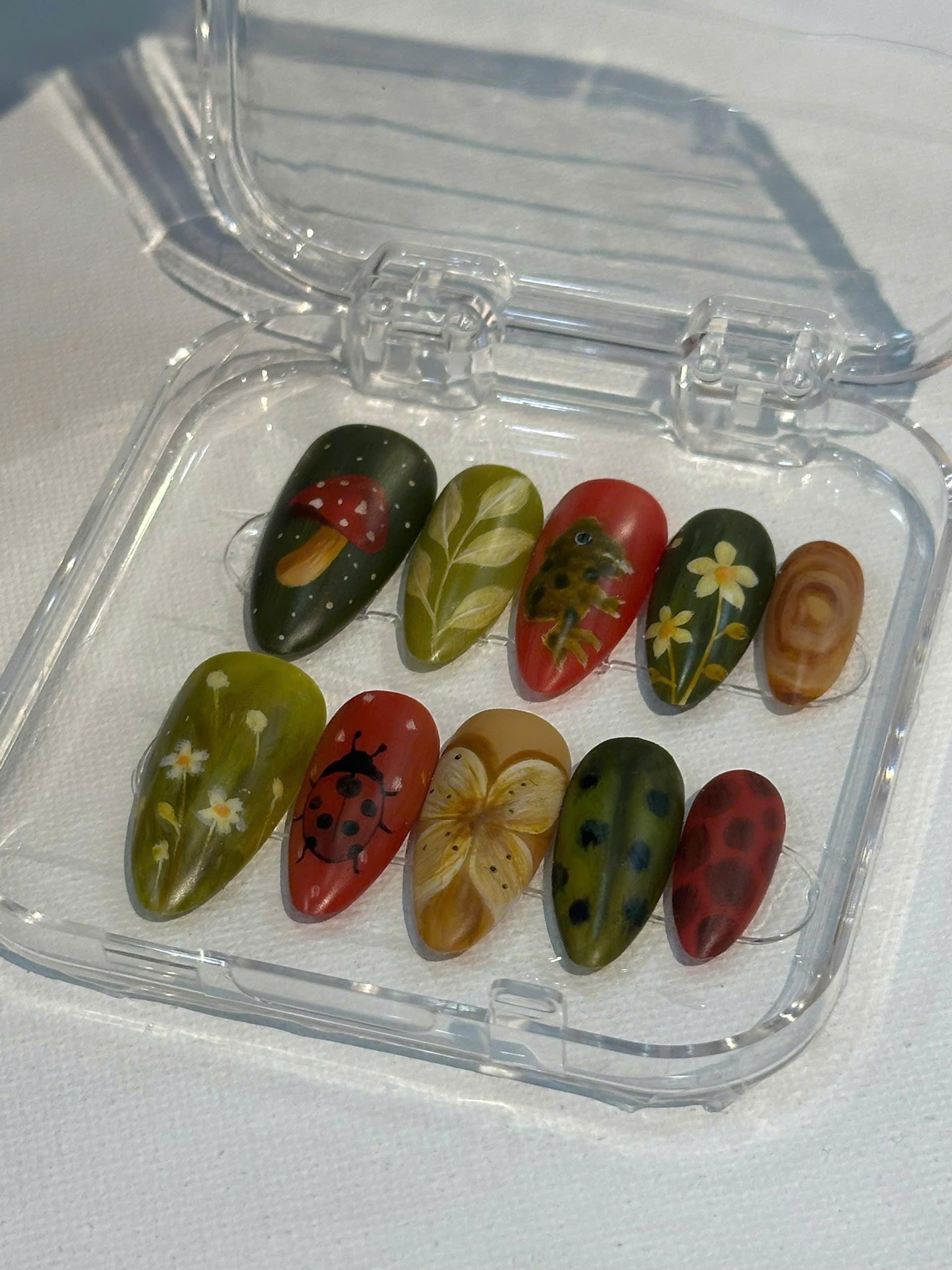 Woodland Nature Press on Nails - Hand Painted Mushroom Frog Ladybug ...