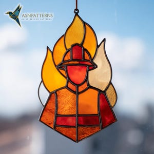 Firefighter Stained Glass Pattern, Fire Ma Suncatcher Template, DIY ...