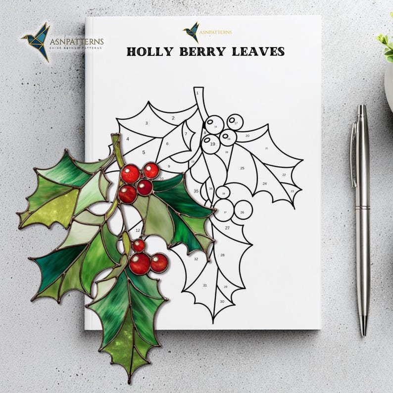 Holly Berry Leaves Stained Glass Pattern, Holly Berry Suncatcher PDF ...