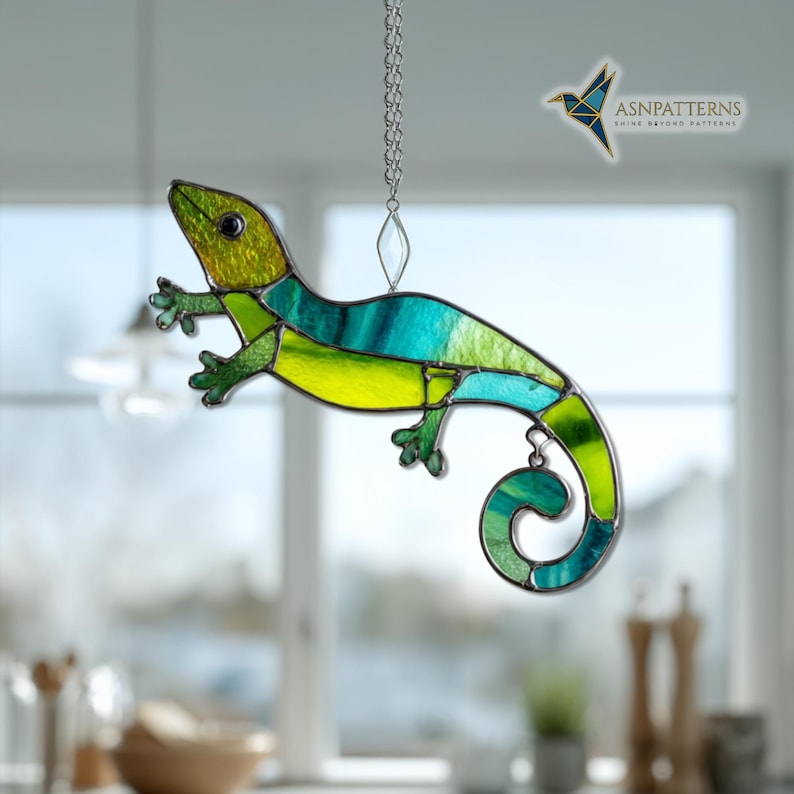 Lizard Stained Glass Pattern, Green Iguana Suncatcher PDF Template ...