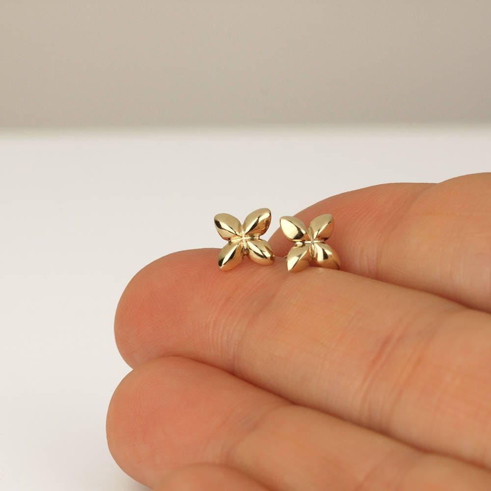 14k Gold Studs, Solid Gold Earrings Studs, Everyday Yellow Gold Flower ...