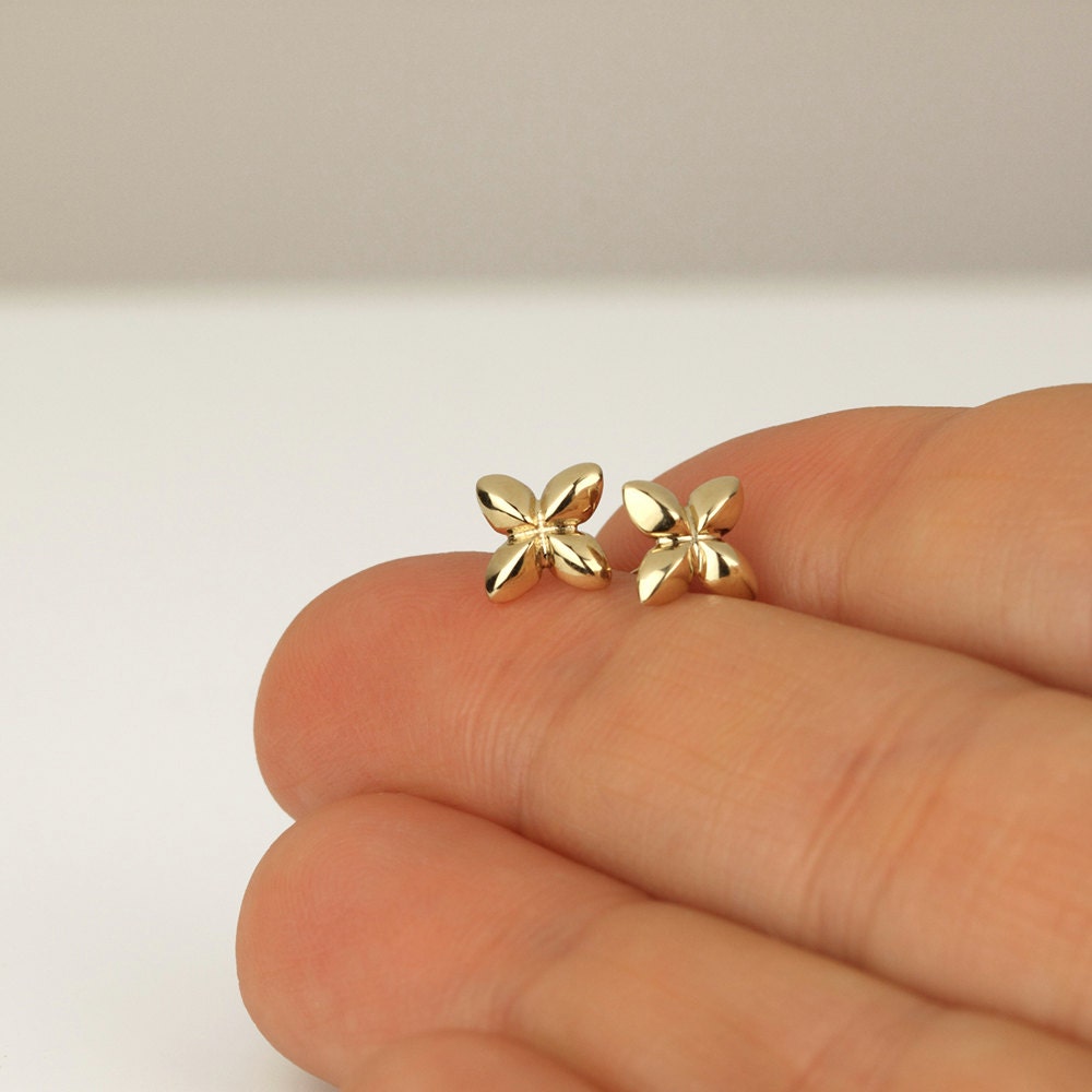 Solid Gold Stud Earrings 14k Gold Earring Gold Flower Stud - Etsy