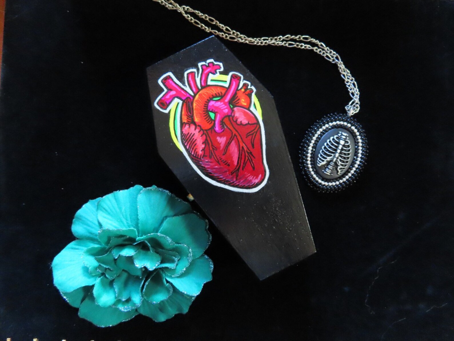 Human Heart Hand Painted Coffin Box - Etsy