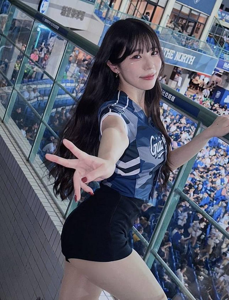 Akaonikou Asian Streamer Live Asian Taiwan Girl Digital Photobook ...