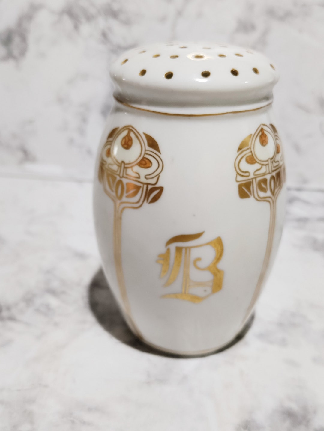 Antique Sugar Shaker 1884- 1909 Victorian to Art Deco Talc Shaker or ...
