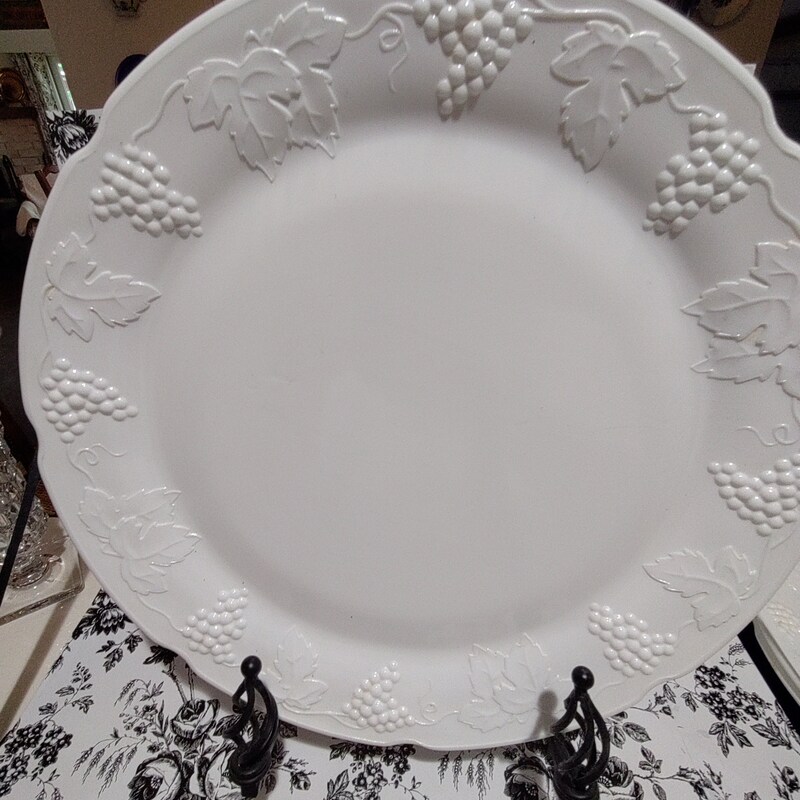 Milk Glass Platter - Etsy