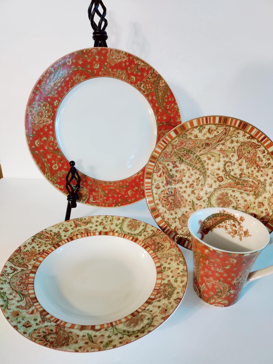 4 Pc Place Setting From the 222 Fifth Maharana Dinnerware Collection ...