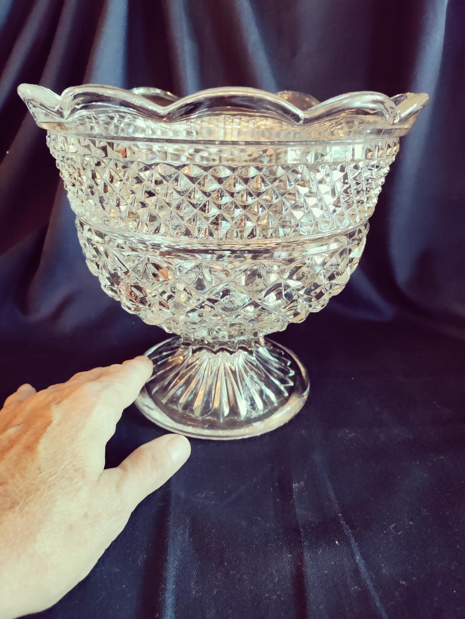 Anchor Hocking Crystal Wexford Glass Centerpiece Footed Bowl Vintage - Etsy