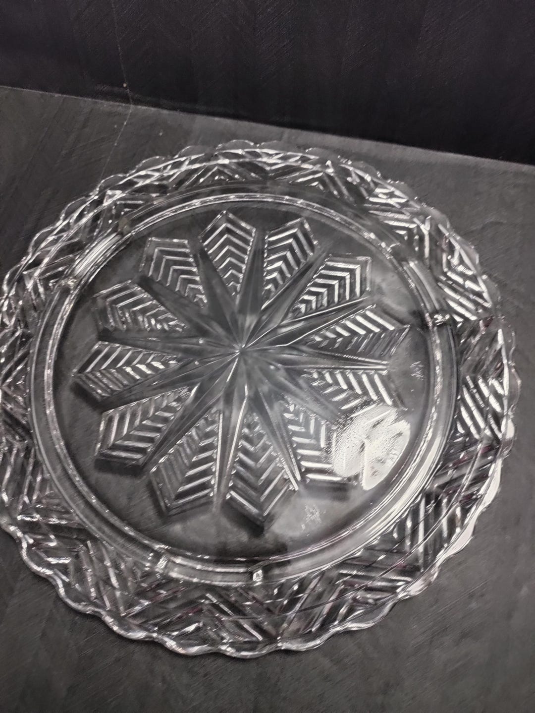 Vintage Federal Glass Co. Snowflake Starburst 3 Footed Cake Plate ...