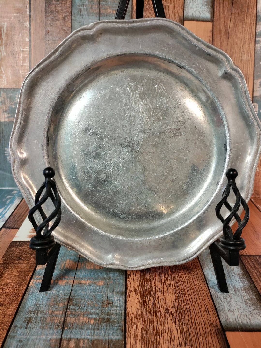 Wilton RWP Armetale 9 Inch Plate in the Queen Anne Pattern Pewter ...