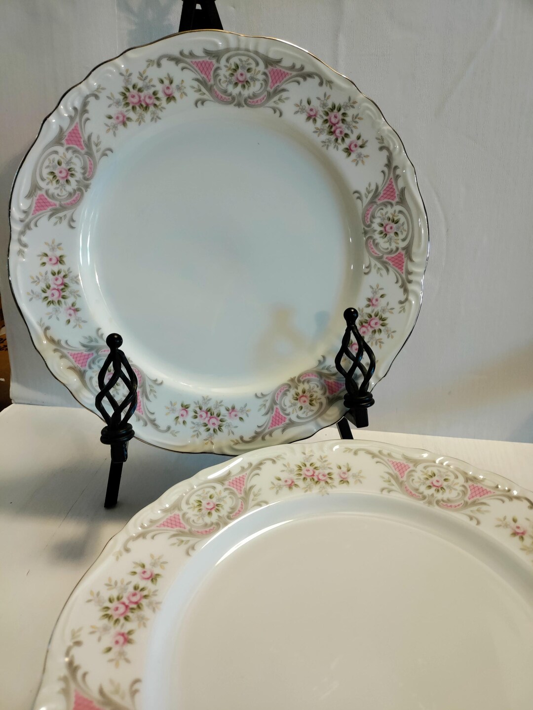 Pompadour Pink Floral Porcelain 10.5 Inch Dinner Plates No Flaws Bright ...